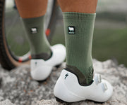 Custom Order Tracking – Versus Socks